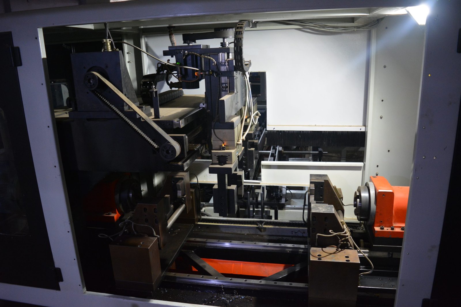 CNC control boring SPM with Automatic loading and unloading - Kospar